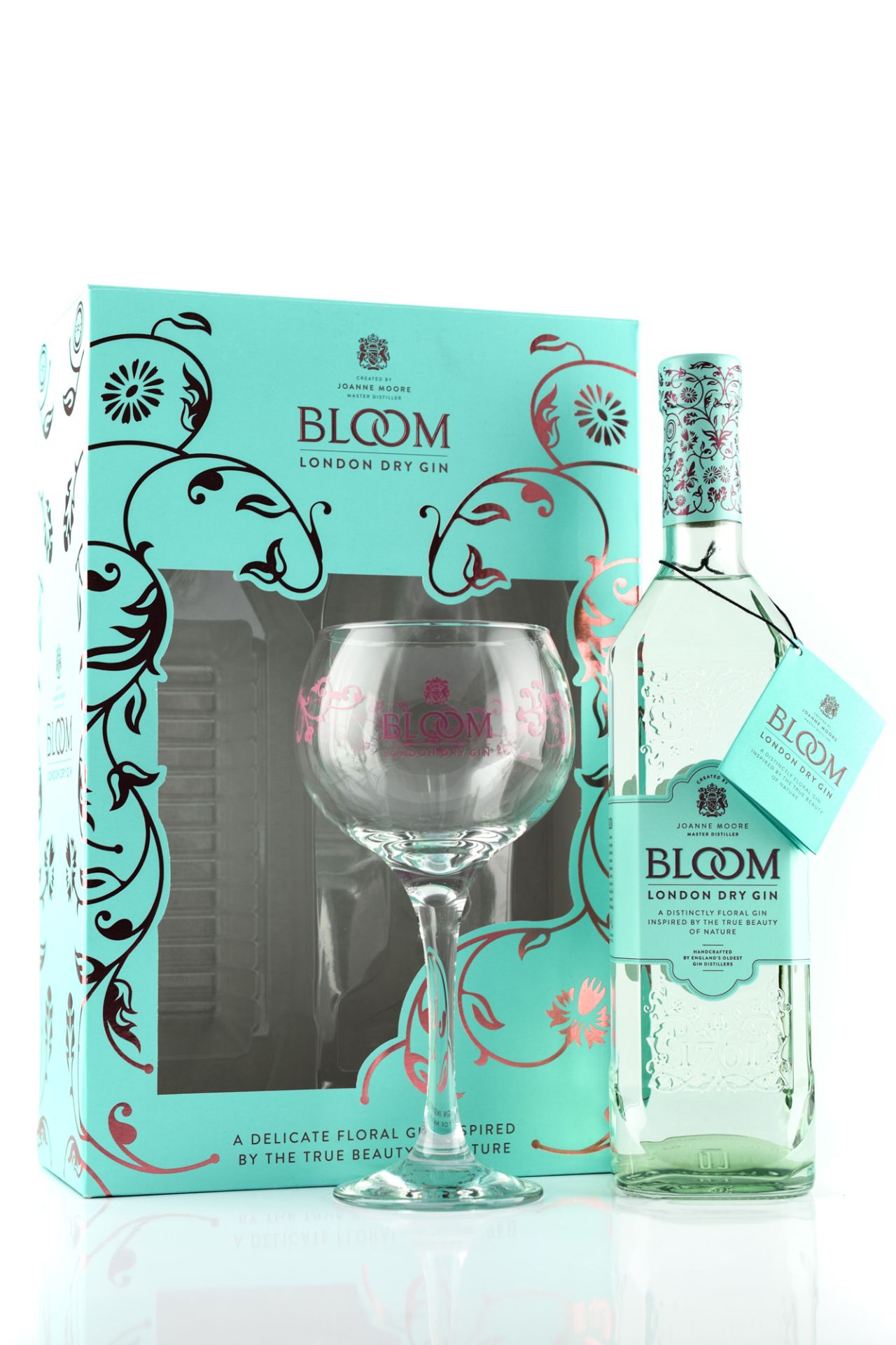 Bloom London Dry Gin with Copa-Glass at Home of Malts >> explore now!